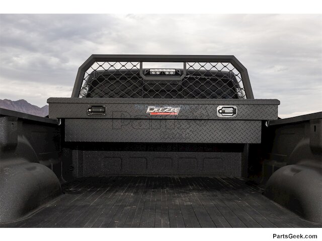 22 2022 Chevrolet Colorado Bed Rail to Rail Tool Box - Body Mechanical ...