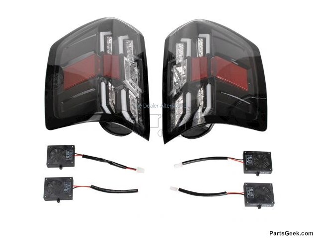 16 2016 Chevrolet Silverado 2500 HD Tail Light Assembly - Body ...