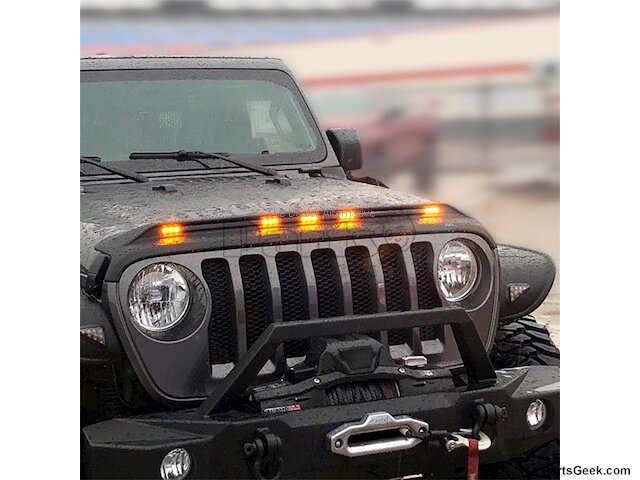 Jeep Gladiator Bug Shield - Bug Deflectors - Bushwacker Auto Ventshade ...
