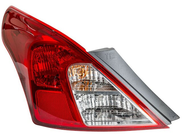 2012-2019 Nissan Versa Tail Light Assembly - Eagle Eyes DS712-B000L ...