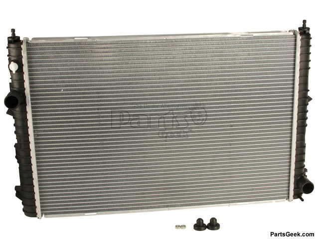 Land Rover Radiator | LR3 Discovery LR2 Range Rover - 2005 2004 2008 1997